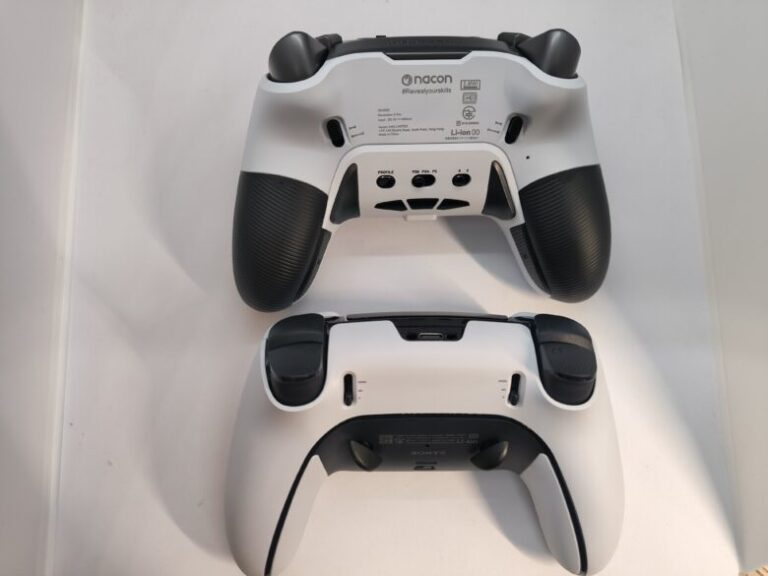 【NACON REVOLUTION 5 Pro VS DualSense Edge】買って後悔しないのはどれ？PS5のプロコンを徹底比較。 | hitonoriblog